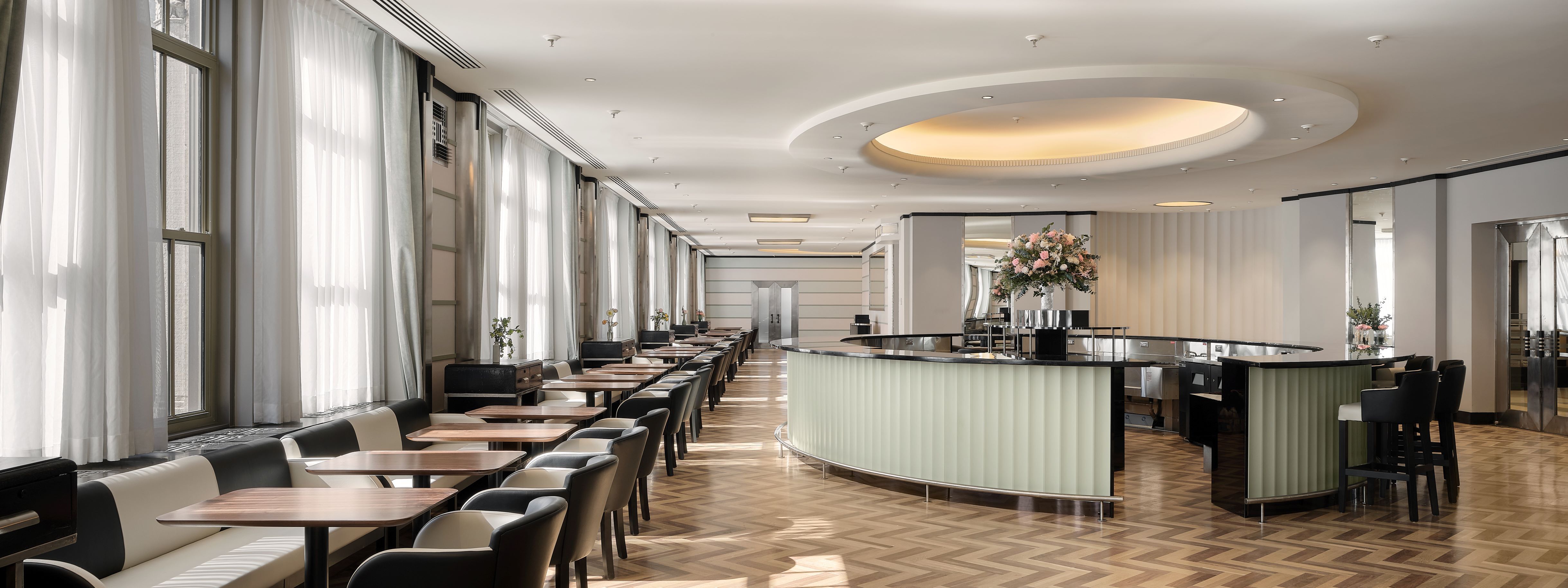 The Rehabilitation and Reopening of Le 9e: An Iconic Montreal Interior