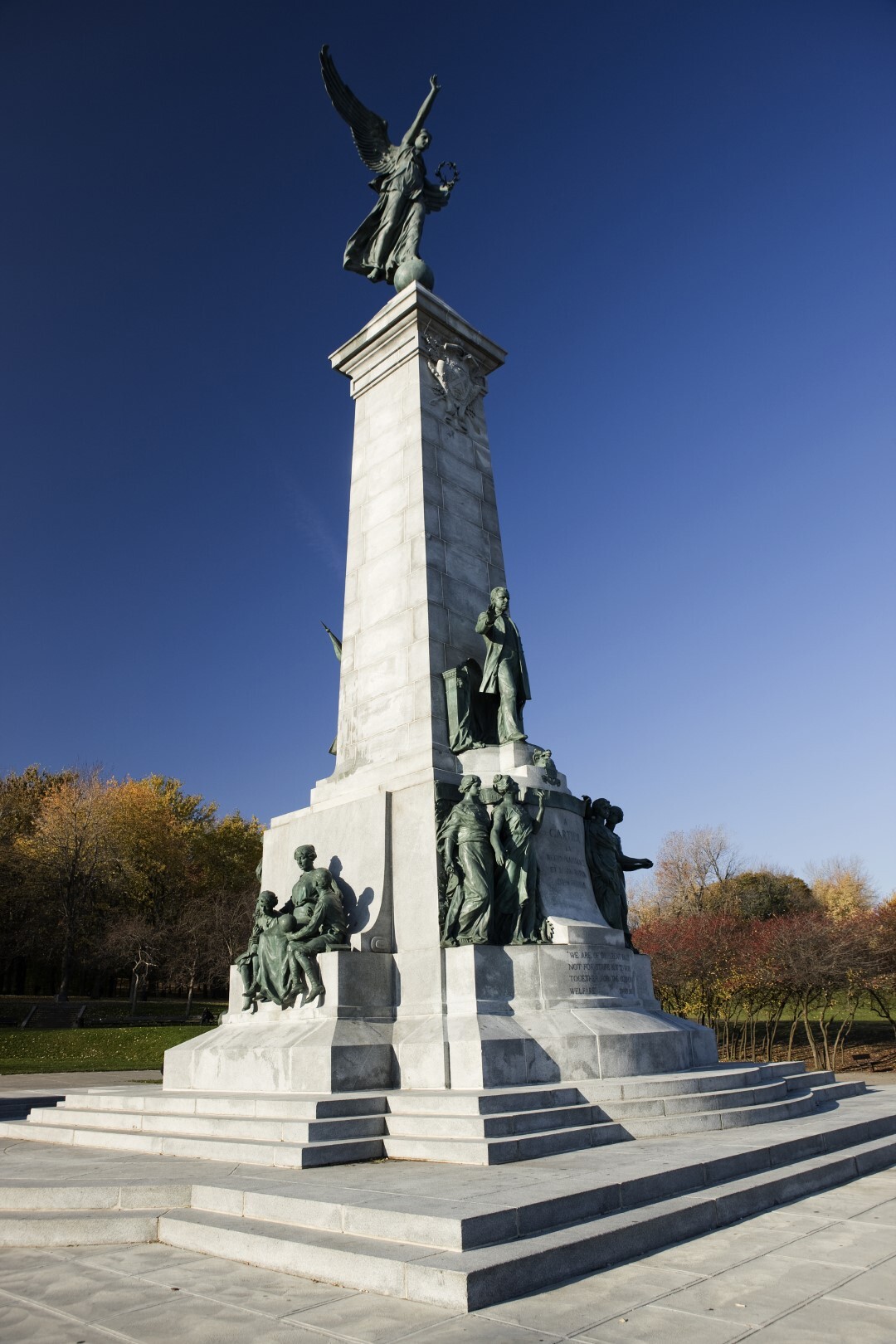 Sir George étienne Cartier Monument